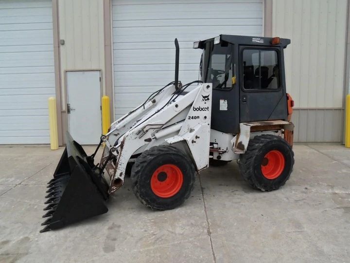 Bobcat 2400 Wheel Loader Parts